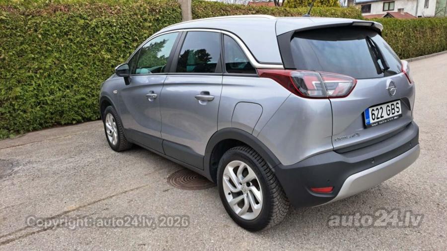 Grey Opel Crossland X 2020 in Tartu, with an engine capacity of 1.20 L and mileage of 30 thousand km for 14900 €, photo 3 on AUTOMOTO.COM.LV