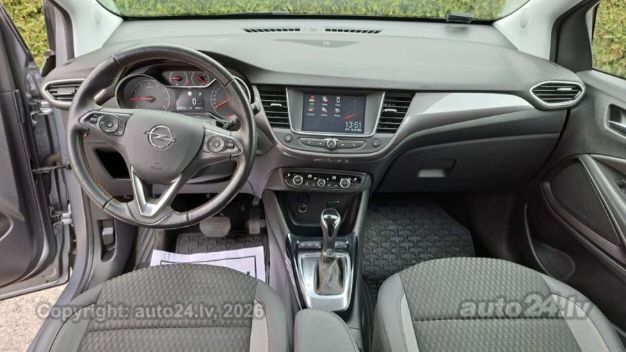 Grey Opel Crossland X 2020 in Tartu, with an engine capacity of 1.20 L and mileage of 30 thousand km for 14900 €, photo 9 on AUTOMOTO.COM.LV