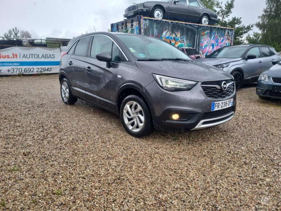 Opel Crossland X 2020 in Ukmerge, with an engine capacity of 1.50 L and mileage of 250 thousand km for 7450 €, photo 3 on AUTOMOTO.COM.LV