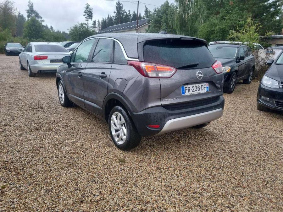 Opel Crossland X 2020 in Ukmerge, with an engine capacity of 1.50 L and mileage of 250 thousand km for 7450 €, photo 6 on AUTOMOTO.COM.LV
