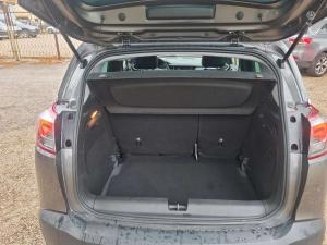 Opel Crossland X 2020 in Ukmerge, with an engine capacity of 1.50 L and mileage of 250 thousand km for 7450 €, photo 11 on AUTOMOTO.COM.LV