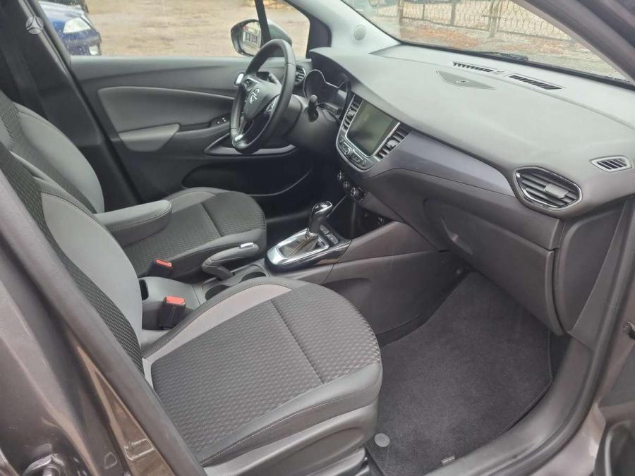 Opel Crossland X 2020 in Ukmerge, with an engine capacity of 1.50 L and mileage of 250 thousand km for 7450 €, photo 13 on AUTOMOTO.COM.LV