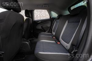 Opel Crossland X 2020 in Jelgava, with an engine capacity of 1.20 L and mileage of 0 thousand km for 8950 €, photo 10 on AUTOMOTO.COM.LV
