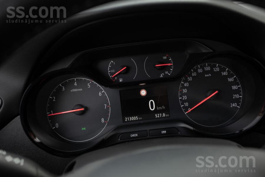 Opel Crossland X 2020 in Jelgava, with an engine capacity of 1.20 L and mileage of 0 thousand km for 8950 €, photo 18 on AUTOMOTO.COM.LV