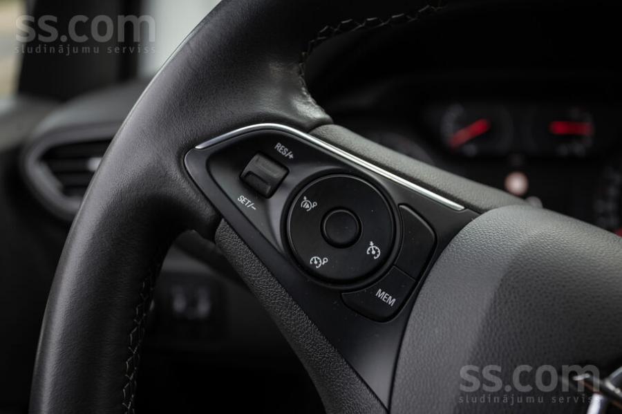 Opel Crossland X 2020 in Jelgava, with an engine capacity of 1.20 L and mileage of 0 thousand km for 8950 €, photo 19 on AUTOMOTO.COM.LV