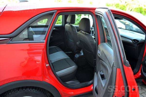 Red Opel Crossland X 2018 in Riga, with an engine capacity of 1.20 L and mileage of 125 thousand km for 9200 €, photo 9 on AUTOMOTO.COM.LV