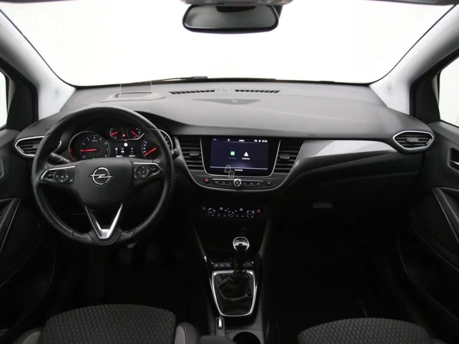 Red Opel Crossland X 2018 in Vilnius, with an engine capacity of 1.20 L and mileage of 105 thousand km for 9099 €, photo 3 on AUTOMOTO.COM.LV