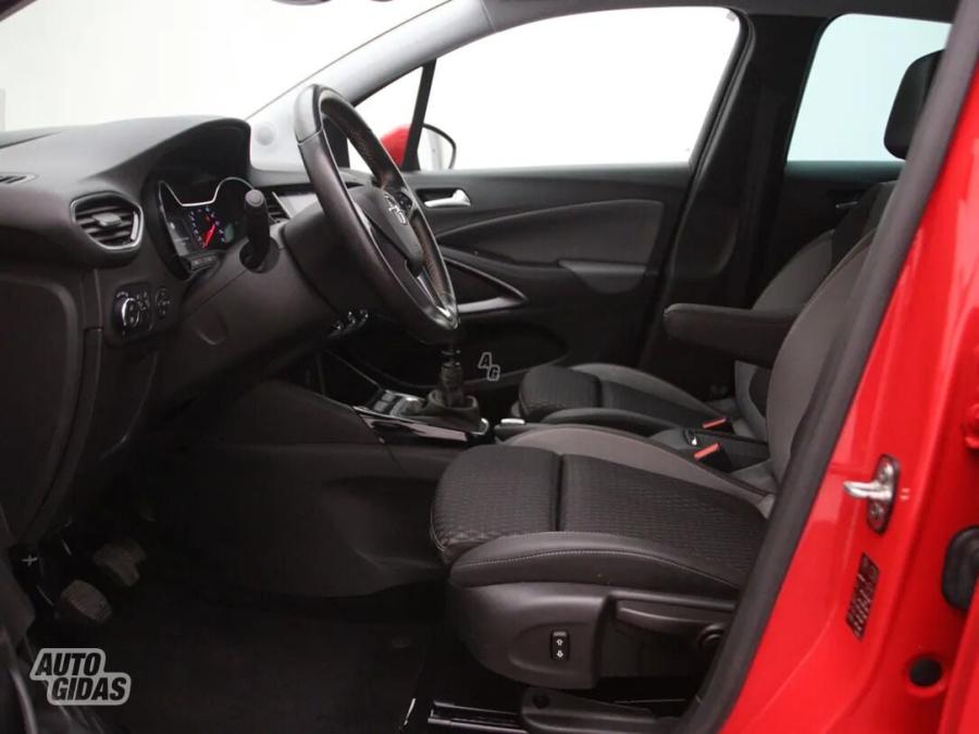 Red Opel Crossland X 2018 in Vilnius, with an engine capacity of 1.20 L and mileage of 105 thousand km for 9099 €, photo 5 on AUTOMOTO.COM.LV