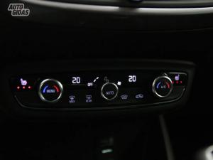 Red Opel Crossland X 2018 in Vilnius, with an engine capacity of 1.20 L and mileage of 105 thousand km for 9099 €, photo 21 on AUTOMOTO.COM.LV