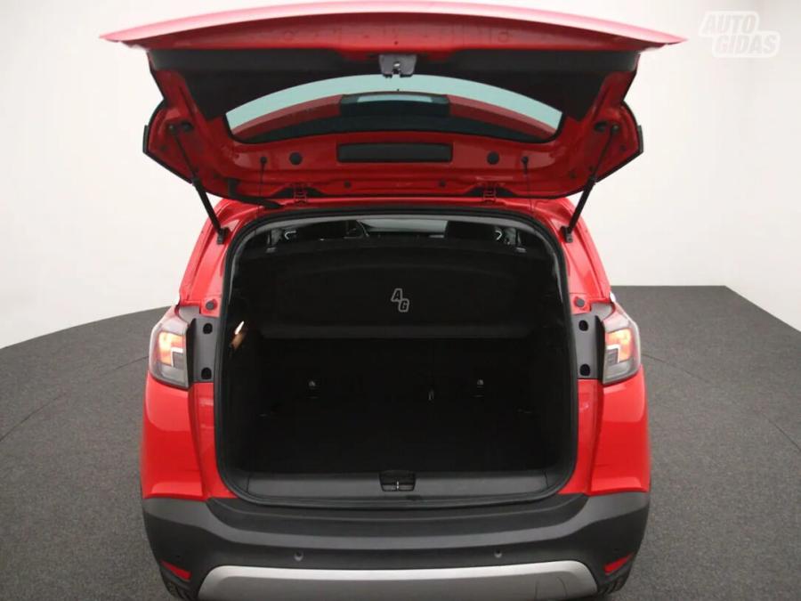 Red Opel Crossland X 2018 in Vilnius, with an engine capacity of 1.20 L and mileage of 105 thousand km for 9099 €, photo 36 on AUTOMOTO.COM.LV