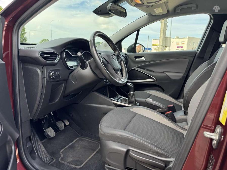 Sarkans Opel Crossland X 2018 Kretinga, ar dzinēja tilpumu 1.20 L un nobraukumu 82 tūkst. km par 7795 €, foto 16 vietnē AUTOMOTO.COM.LV