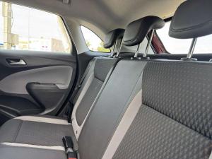 Sarkans Opel Crossland X 2018 Kretinga, ar dzinēja tilpumu 1.20 L un nobraukumu 82 tūkst. km par 7795 €, foto 29 vietnē AUTOMOTO.COM.LV
