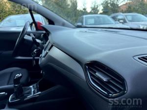 Red Opel Crossland X 2018 in Riga, with an engine capacity of 1.20 L and mileage of 125 thousand km for 8300 €, photo 15 on AUTOMOTO.COM.LV