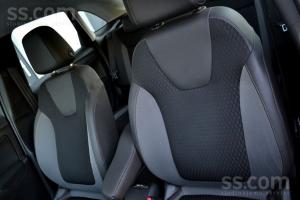 Red Opel Crossland X 2018 in Riga, with an engine capacity of 1.20 L and mileage of 125 thousand km for 8300 €, photo 18 on AUTOMOTO.COM.LV