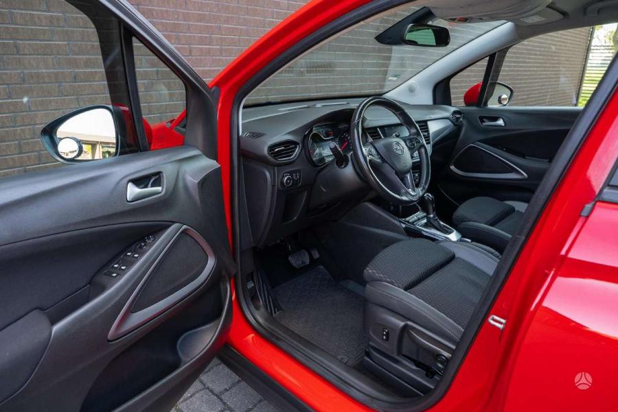 Red Opel Crossland X 2019 in Marijampole, with an engine capacity of 1.50 L and mileage of 179 thousand km for 9750 €, photo 18 on AUTOMOTO.COM.LV