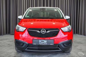 Red Opel Crossland X 2019 in Marijampole, with an engine capacity of 1.20 L and mileage of 105 thousand km for 8950 €, photo 4 on AUTOMOTO.COM.LV