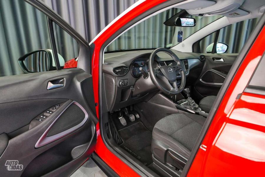 Red Opel Crossland X 2019 in Marijampole, with an engine capacity of 1.20 L and mileage of 105 thousand km for 8950 €, photo 24 on AUTOMOTO.COM.LV