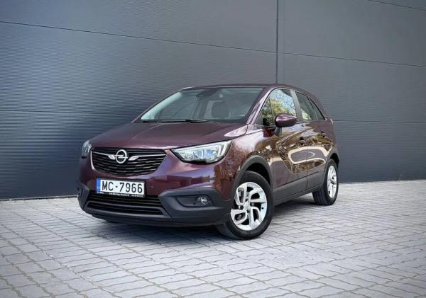 Красный Опель Crossland X 2019 в Рига, объемом двигателя 1.20 л и пробегом 98 тыс. км за 10750 €, фото 1 на AUTOMOTO.COM.LV