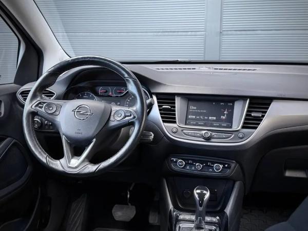 Красный Опель Crossland X 2019 в Рига, объемом двигателя 1.20 л и пробегом 98 тыс. км за 10750 €, фото 7 на AUTOMOTO.COM.LV