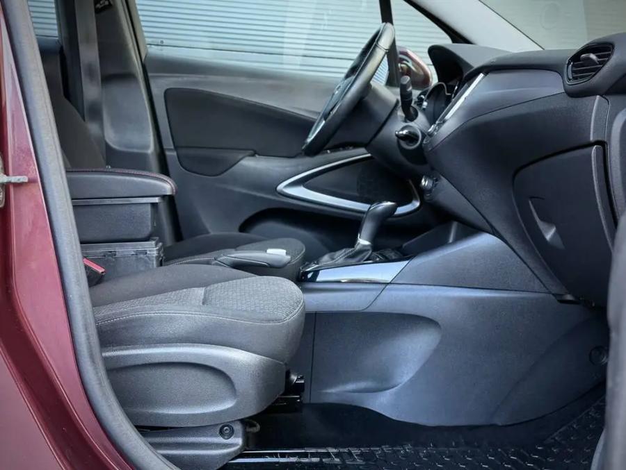 Sarkans Opel Crossland X 2019 Rīga, ar dzinēja tilpumu 1.20 L un nobraukumu 98 tūkst. km par 10750 €, foto 19 vietnē AUTOMOTO.COM.LV