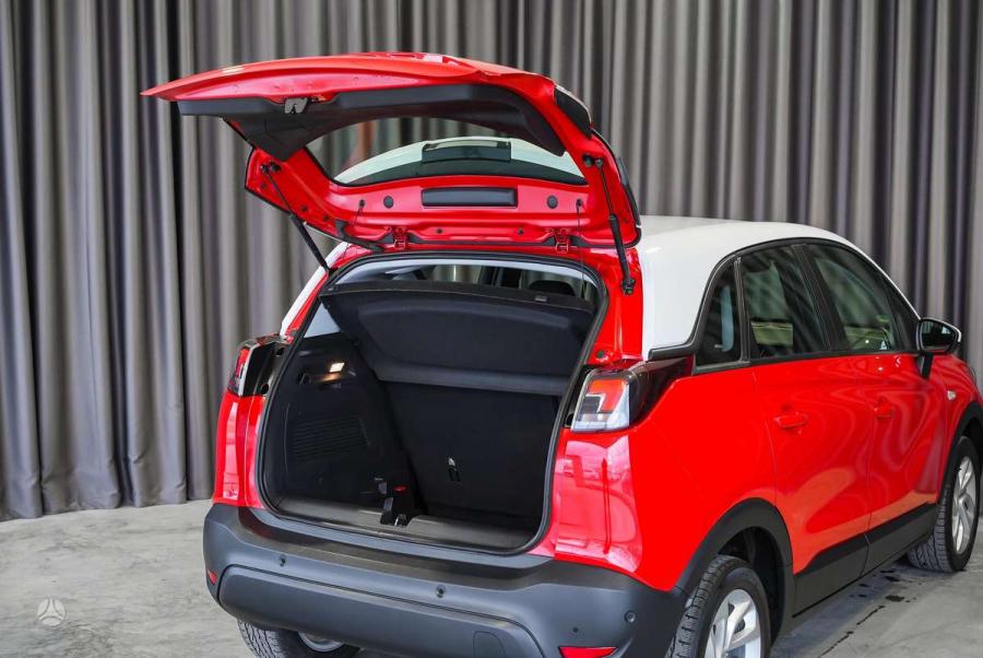 Red Opel Crossland X 2019 in Marijampole, with an engine capacity of 1.20 L and mileage of 105 thousand km for 7950 €, photo 13 on AUTOMOTO.COM.LV