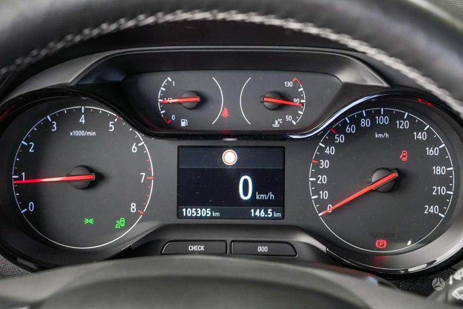 Red Opel Crossland X 2019 in Marijampole, with an engine capacity of 1.20 L and mileage of 105 thousand km for 7950 €, photo 24 on AUTOMOTO.COM.LV