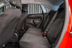Red Opel Crossland X 2019 in Marijampole, with an engine capacity of 1.20 L and mileage of 105 thousand km for 7950 €, photo 31 on AUTOMOTO.COM.LV