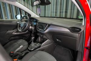 Red Opel Crossland X 2019 in Marijampole, with an engine capacity of 1.20 L and mileage of 105 thousand km for 7950 €, photo 35 on AUTOMOTO.COM.LV