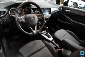 Red Opel Crossland X 2021 in Riga, with an engine capacity of 1.20 L and mileage of 67 thousand km for 14790 €, photo 6 on AUTOMOTO.COM.LV