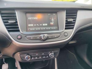 Красный Опель Crossland X 2021 в Таураге, объемом двигателя 1.20 л и пробегом 135 тыс. км за 7800 €, фото 17 на AUTOMOTO.COM.LV