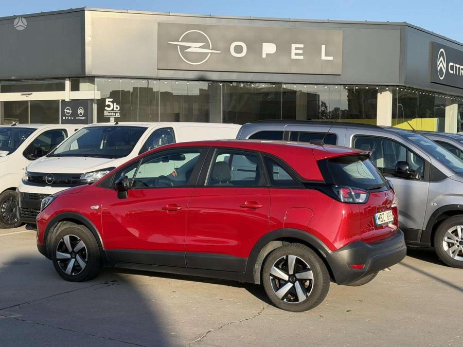 Red Opel Crossland X 2021 in Klaipeda, with an engine capacity of 1.20 L and mileage of 50 thousand km for 11500 €, photo 1 on AUTOMOTO.COM.LV