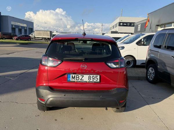 Sarkans Opel Crossland X 2021 Klaipėda, ar dzinēja tilpumu 1.20 L un nobraukumu 50 tūkst. km par 11500 €, foto 2 vietnē AUTOMOTO.COM.LV