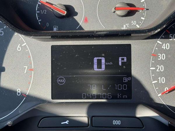 Sarkans Opel Crossland X 2021 Klaipėda, ar dzinēja tilpumu 1.20 L un nobraukumu 50 tūkst. km par 11500 €, foto 7 vietnē AUTOMOTO.COM.LV