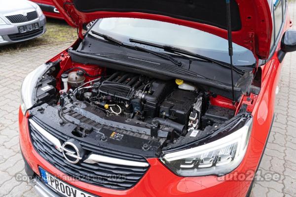 Red Opel Crossland X 2017 in Tallinn, with an engine capacity of 1.20 L and mileage of 70 thousand km for 8300 €, photo 8 on AUTOMOTO.COM.LV