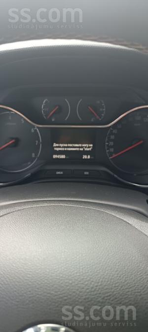 Красный Опель Crossland X 2017 в Даугавпилс, объемом двигателя 1.20 л и пробегом 95 тыс. км за 9000 €, фото 8 на AUTOMOTO.COM.LV