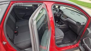Sarkans Opel Crossland X 2019 Jelgava, ar dzinēja tilpumu 1.20 L un nobraukumu 83 tūkst. km par 7750 €, foto 24 vietnē AUTOMOTO.COM.LV