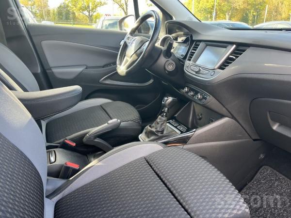 Sarkans Opel Crossland X 2020 Valmiera, ar dzinēja tilpumu 1.20 L un nobraukumu 0 tūkst. km par 9900 €, foto 11 vietnē AUTOMOTO.COM.LV