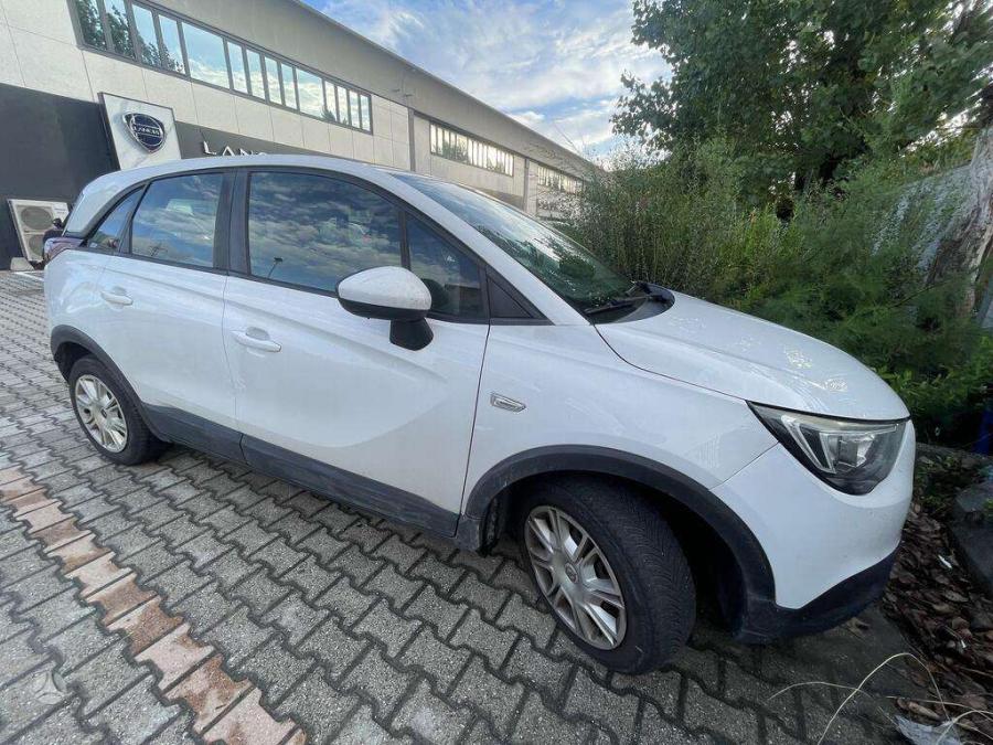 Balts Opel Crossland X 2017 Šauļi, ar dzinēja tilpumu 1.56 L un nobraukumu 190 tūkst. km par 6650 €, foto 1 vietnē AUTOMOTO.COM.LV