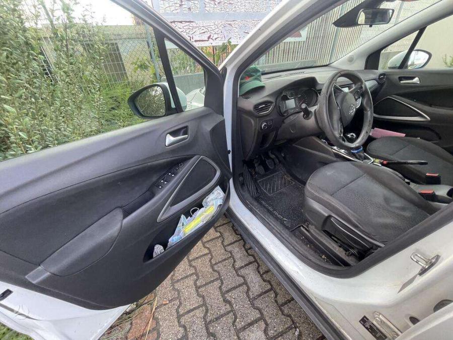 Balts Opel Crossland X 2017 Šauļi, ar dzinēja tilpumu 1.56 L un nobraukumu 190 tūkst. km par 6650 €, foto 5 vietnē AUTOMOTO.COM.LV