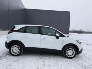 White Opel Crossland X 2017 in Siauliai, with an engine capacity of 1.56 L and mileage of 190 thousand km for 6850 €, photo 6 on AUTOMOTO.COM.LV