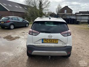 White Opel Crossland X 2017 in Marijampole, with an engine capacity of 1.20 L and mileage of 151 thousand km for 7300 €, photo 3 on AUTOMOTO.COM.LV