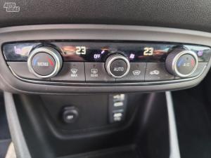 White Opel Crossland X 2017 in Marijampole, with an engine capacity of 1.20 L and mileage of 151 thousand km for 7300 €, photo 15 on AUTOMOTO.COM.LV
