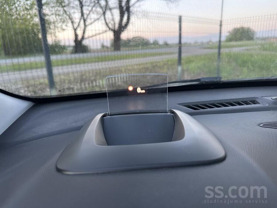 Белый Опель Crossland X 2017 в Цесис, объемом двигателя 1.20 л и пробегом 0 тыс. км за 10700 €, фото 16 на AUTOMOTO.COM.LV