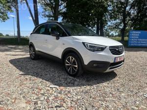 White Opel Crossland X 2017 in Cesis, with an engine capacity of 1.20 L and mileage of 0 thousand km for 10700 €, photo 1 on AUTOMOTO.COM.LV