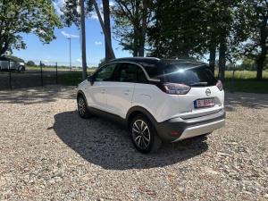 White Opel Crossland X 2017 in Cesis, with an engine capacity of 1.20 L and mileage of 0 thousand km for 10700 €, photo 6 on AUTOMOTO.COM.LV
