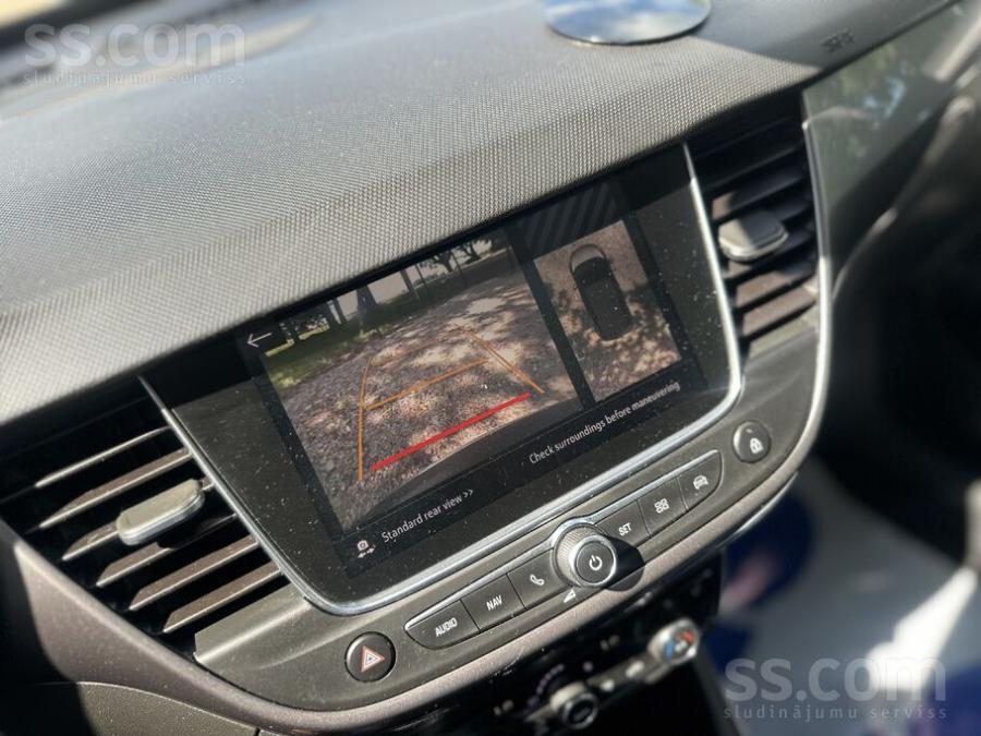 White Opel Crossland X 2017 in Cesis, with an engine capacity of 1.20 L and mileage of 0 thousand km for 10700 €, photo 23 on AUTOMOTO.COM.LV