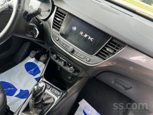 Balts Opel Crossland X 2017 Cēsis, ar dzinēja tilpumu 1.20 L un nobraukumu 0 tūkst. km par 8900 €, foto 13 vietnē AUTOMOTO.COM.LV