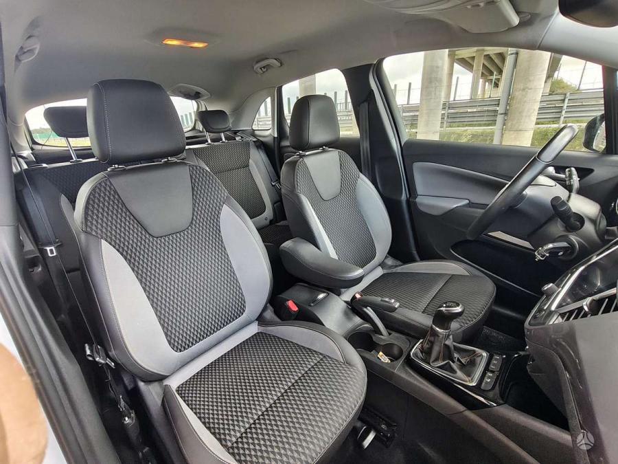 Balts Opel Crossland X 2017 Kauņa, ar dzinēja tilpumu 1.20 L un nobraukumu 72 tūkst. km par 7900 €, foto 17 vietnē AUTOMOTO.COM.LV