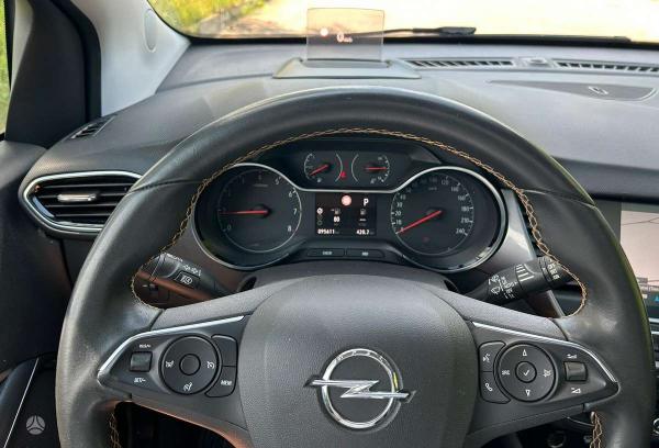 Белый Опель Crossland X 2017 в Таураге, объемом двигателя 1.20 л и пробегом 96 тыс. км за 8700 €, фото 8 на AUTOMOTO.COM.LV