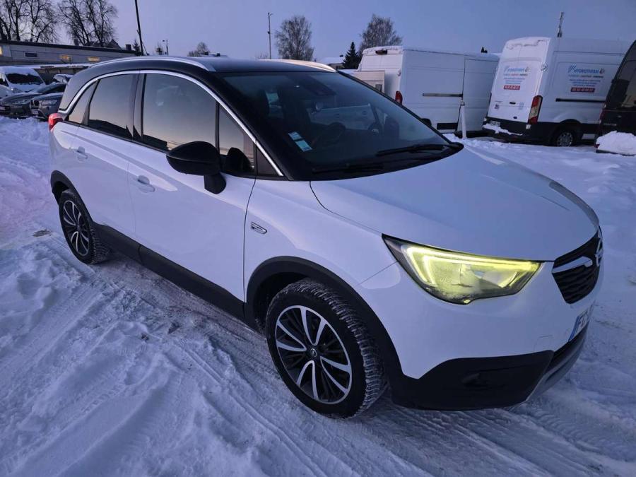 Белый Опель Crossland X 2018 в Таураге, объемом двигателя 1.20 л и пробегом 147 тыс. км за 7900 €, фото 1 на AUTOMOTO.COM.LV